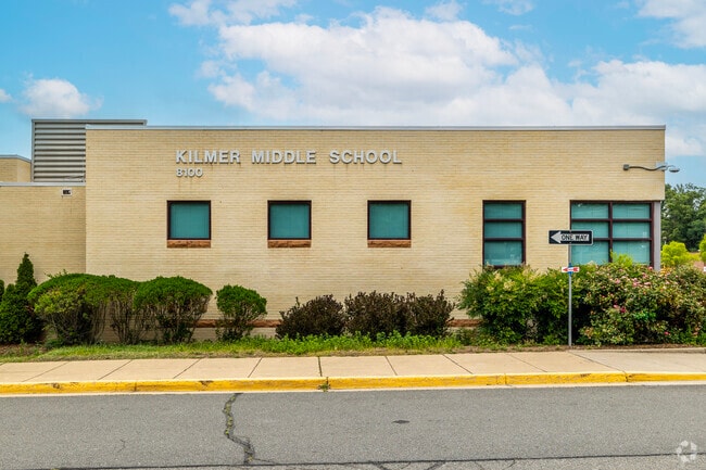 Kilmer Middle School, Rankings & Reviews - Homes.com