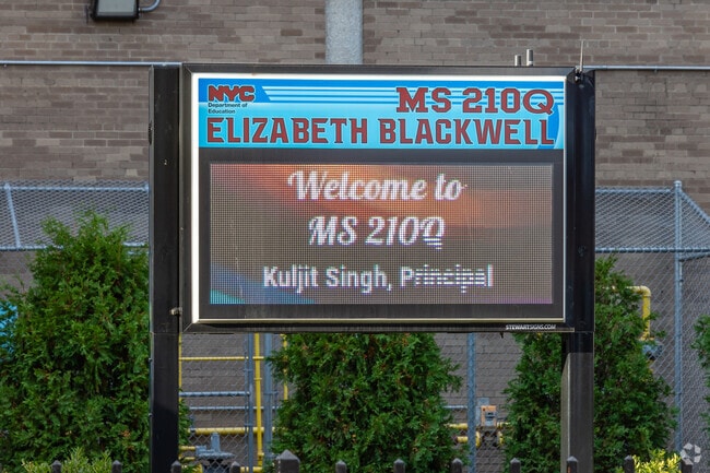 Jhs 210 Elizabeth Blackwell, Ozone Park NY Rankings & Reviews - Homes.com