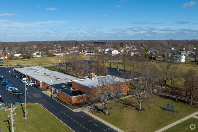 Northmoor Elementary School, Rankings & Reviews - Homes.com