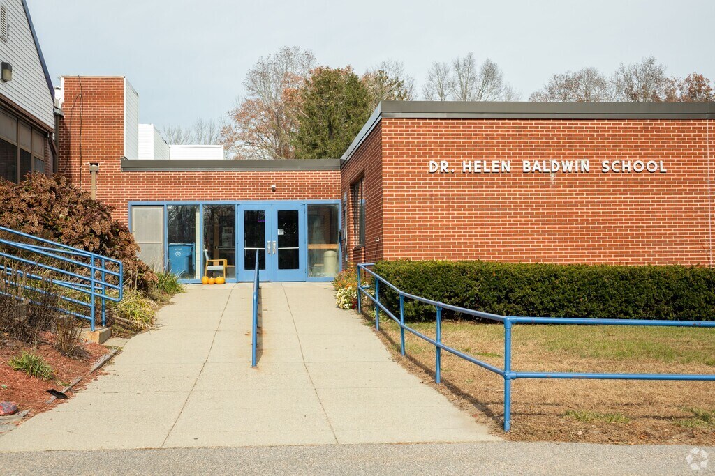 Dr. Helen Baldwin Middle School, Rankings & Reviews - Homes.com