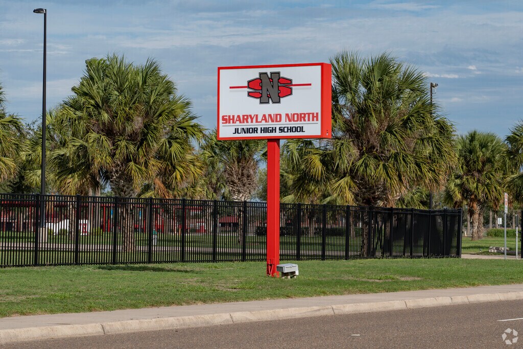 Sharyland North Junior High School, McAllen TX Rankings & Reviews - Homes.com