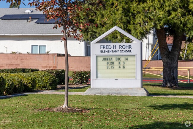 Fred H. Rohr Elementary School, Rankings & Reviews - Homes.com