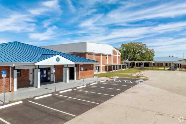 Winter Haven Senior High School, Rankings & Reviews - Homes.com Winter Haven Senior High School, Rankings & Reviews - Homes.com