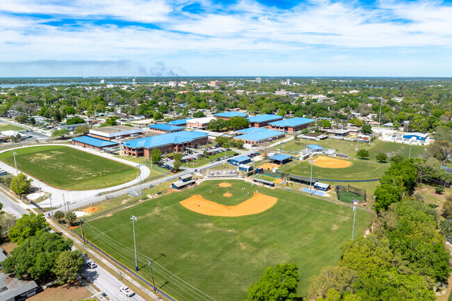 Winter Haven Senior High School in Winter Haven, FL - Homes.com Winter Haven Senior High School in Winter Haven, FL - Homes.com