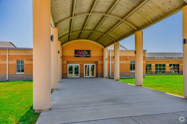 Tuloso-Midway Intermediate School, Rankings & Reviews - Homes.com