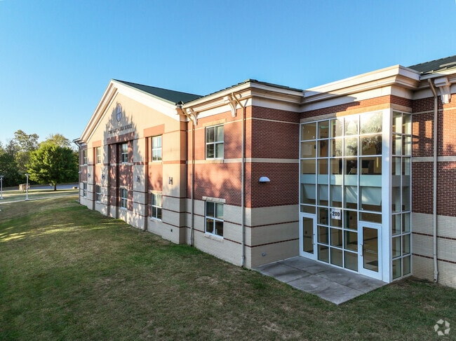 Bryan Station High School, Rankings & Reviews - Homes.com