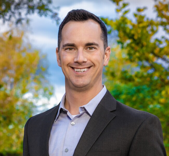 TRAVIS CADALZO | Real Estate Agent in Morgantown, WV - Homes.com