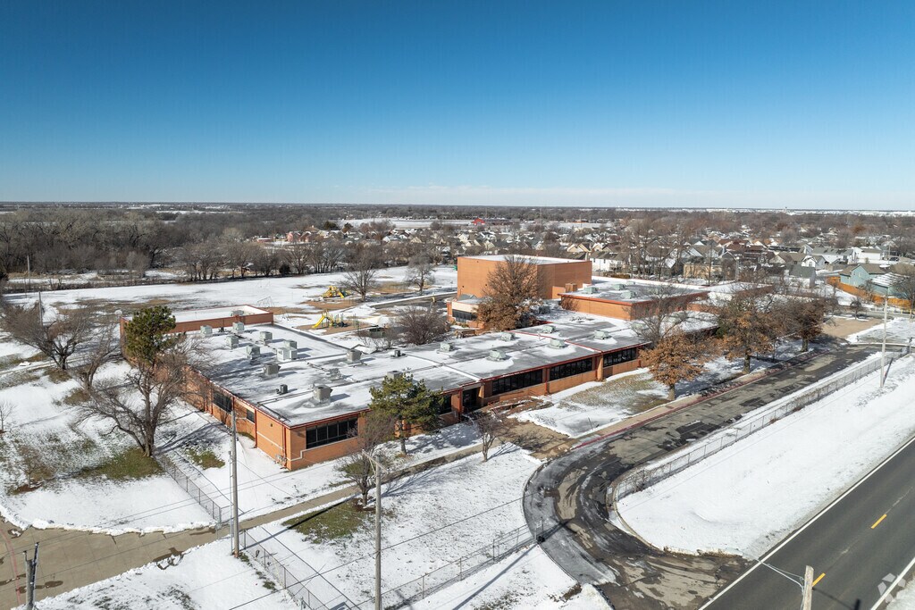 Oatville Elementary School, Rankings & Reviews - Homes.com