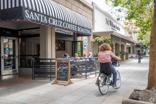 About Downtown Santa Cruz | Schools, Demographics, Things to Do - Homes.com