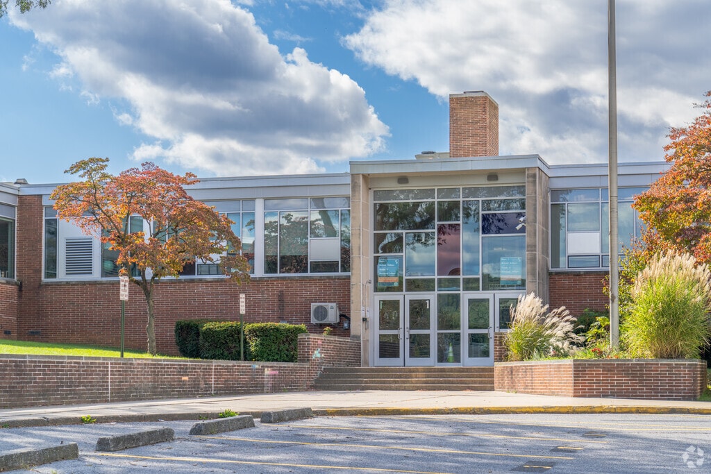 Hiram W Dodd Elementary School in Allentown, PA - Homes.com Hiram W Dodd Elementary School in Allentown, PA - Homes.com