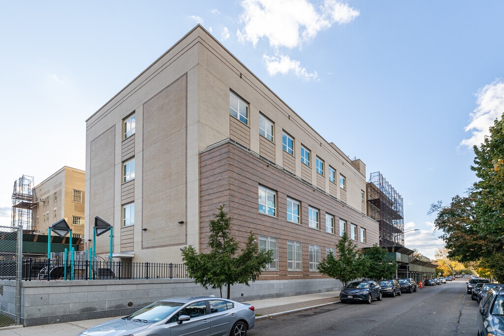 Ps 144 Col Jeromus Remsen, Queens NY Rankings & Reviews - Homes.com