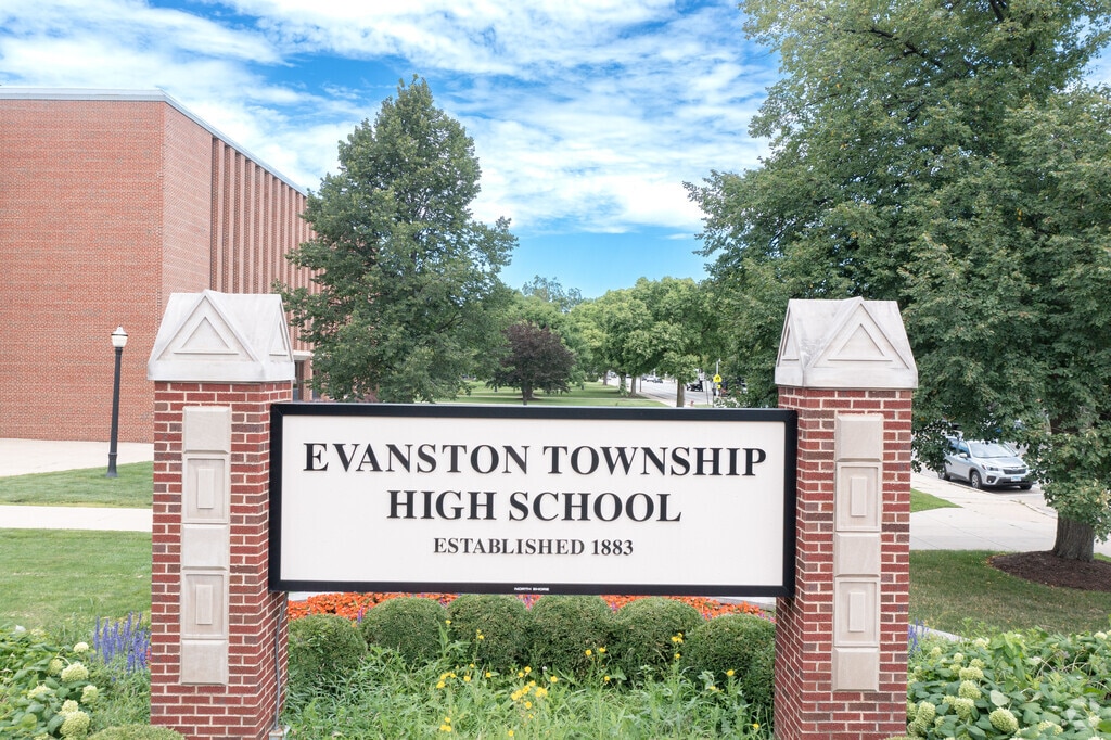 Evanston Township High School, Rankings & Reviews - Homes.com Evanston Township High School, Rankings & Reviews - Homes.com