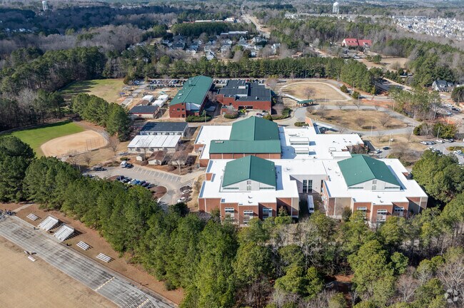 Holly Ridge Middle School, Rankings & Reviews - Homes.com