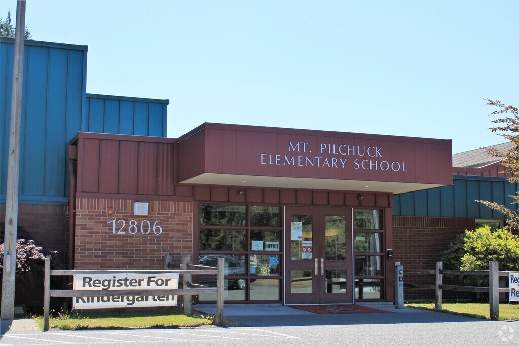 Mt. Pilchuck Elementary School, Rankings & Reviews - Homes.com Mt. Pilchuck Elementary School, Rankings & Reviews - Homes.com