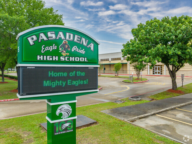 Pasadena High School, Rankings & Reviews - Homes.com