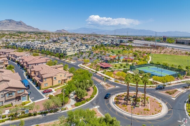 About Summerlin | Schools, Demographics, Things to Do - Homes.com