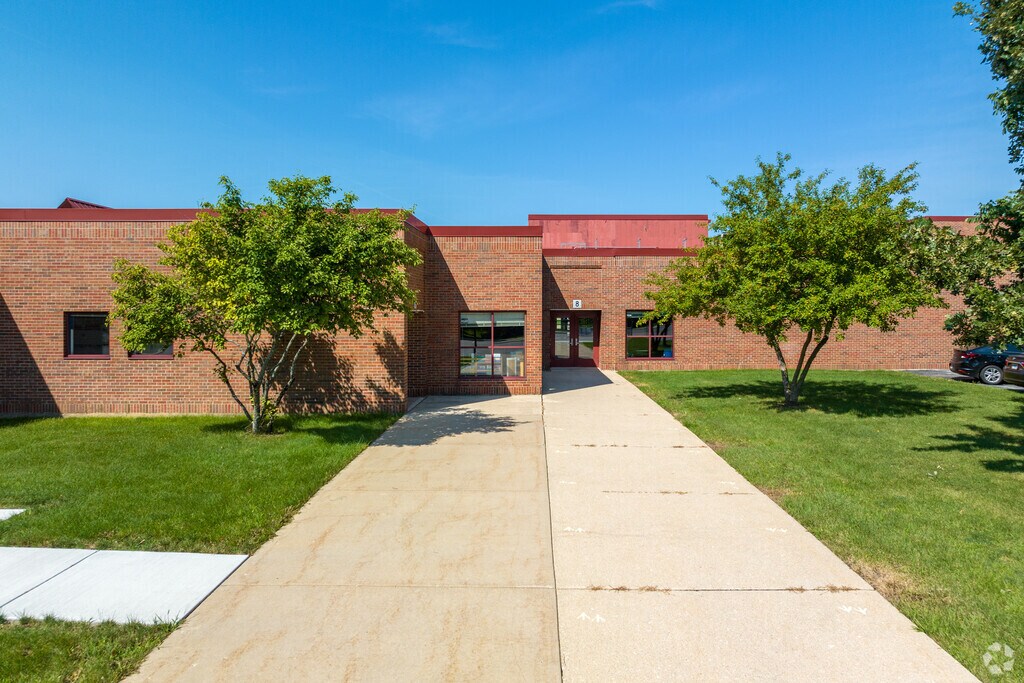 Meadow Glens Elementary School, Rankings & Reviews - Homes.com