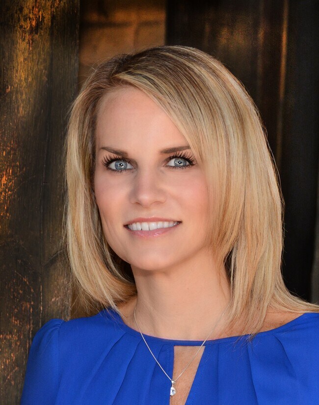 Cassandra Agar Real Estate Agent In Scottsdale Az