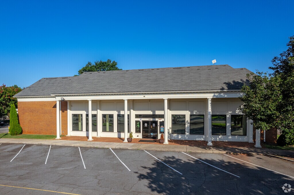 Ilm Academy, Rankings & Reviews - Homes.com