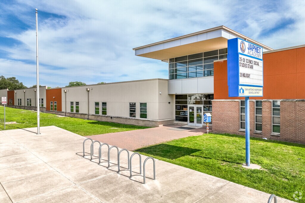 Eloise Japhet Academy, Rankings & Reviews - Homes.com