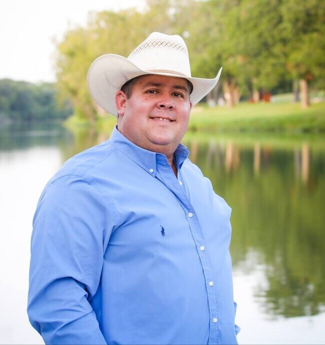 Rodney Topper Real Estate Agent In Johnson City Tx