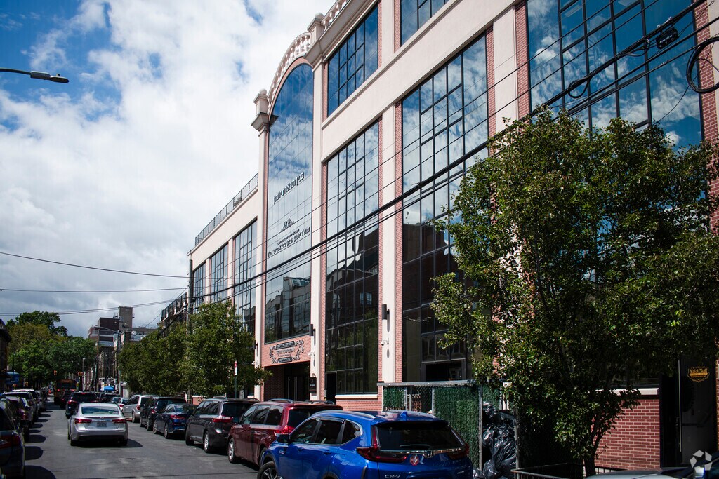 Talmud Torah Ohel Yochanan School, Rankings & Reviews - Homes.com