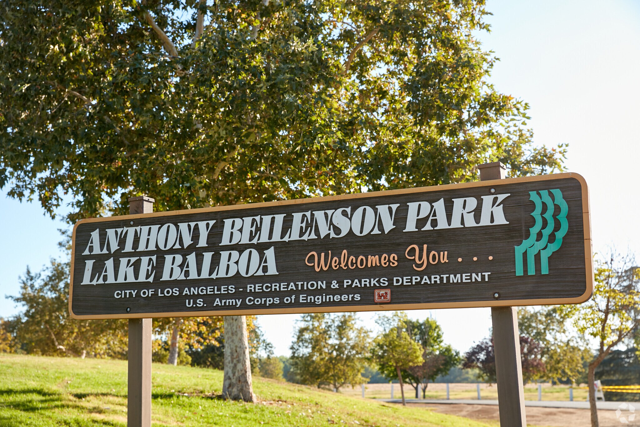 About Lake Balboa | Schools, Demographics, Things to Do - Homes.com