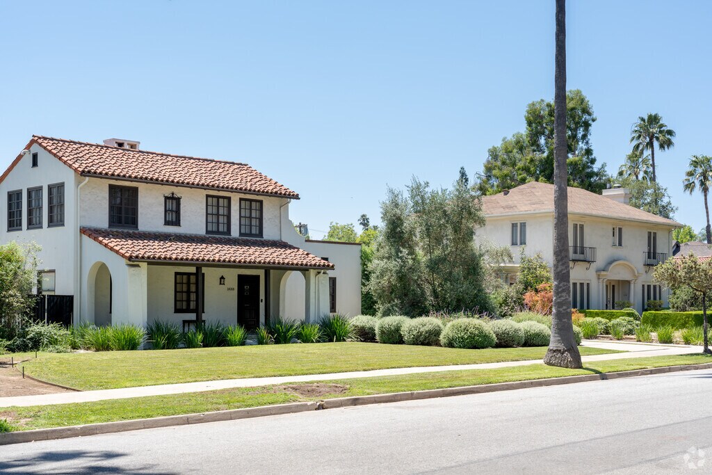 2 Oak Knoll Terrace, Pasadena, CA 91106 | Homes.com