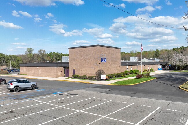 Jonas Salk Middle School, Rankings & Reviews - Homes.com