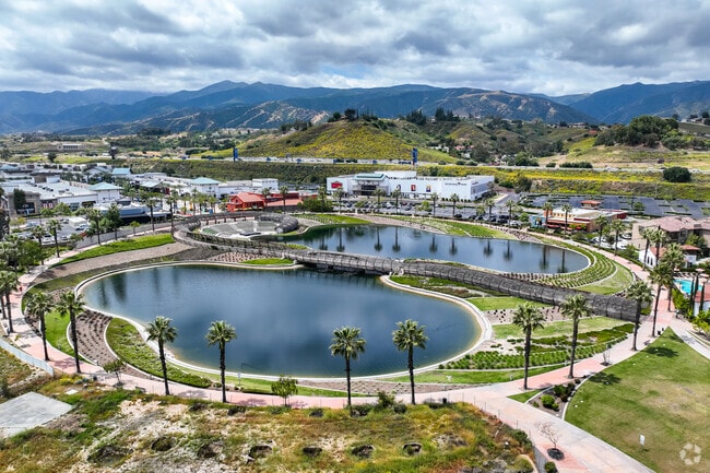 About Dos Lagos | Schools, Demographics, Things to Do - Homes.com