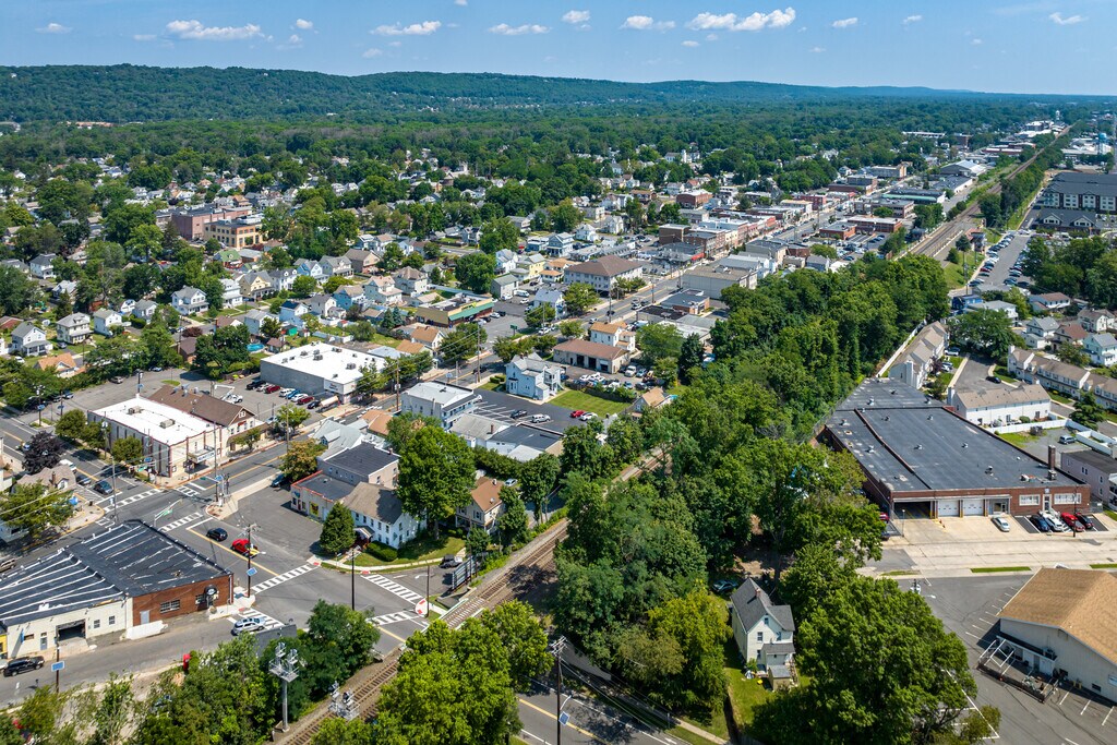 Dunellen, NJ City Guide | About Living in Dunellen - Homes.com