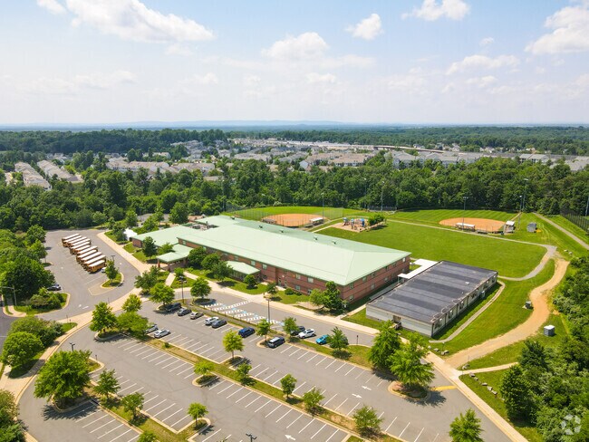 Powell Elementary School, Rankings & Reviews - Homes.com