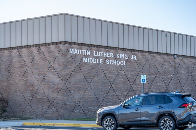 Martin Luther King Jr. Middle School, Beltsville MD Rankings & Reviews ...