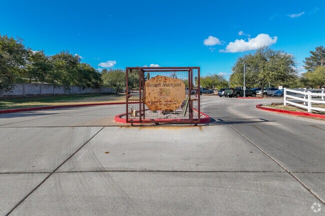 Desert Marigold School, Rankings & Reviews - Homes.com