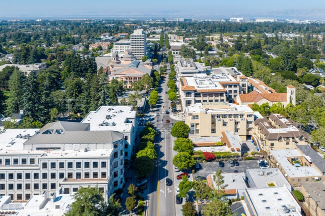 Mountain View, CA City Guide | About Living in Mountain View - Homes.com