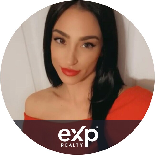 Lisa Cusumano | Real Estate Agent in Dearborn, MI - Homes.com