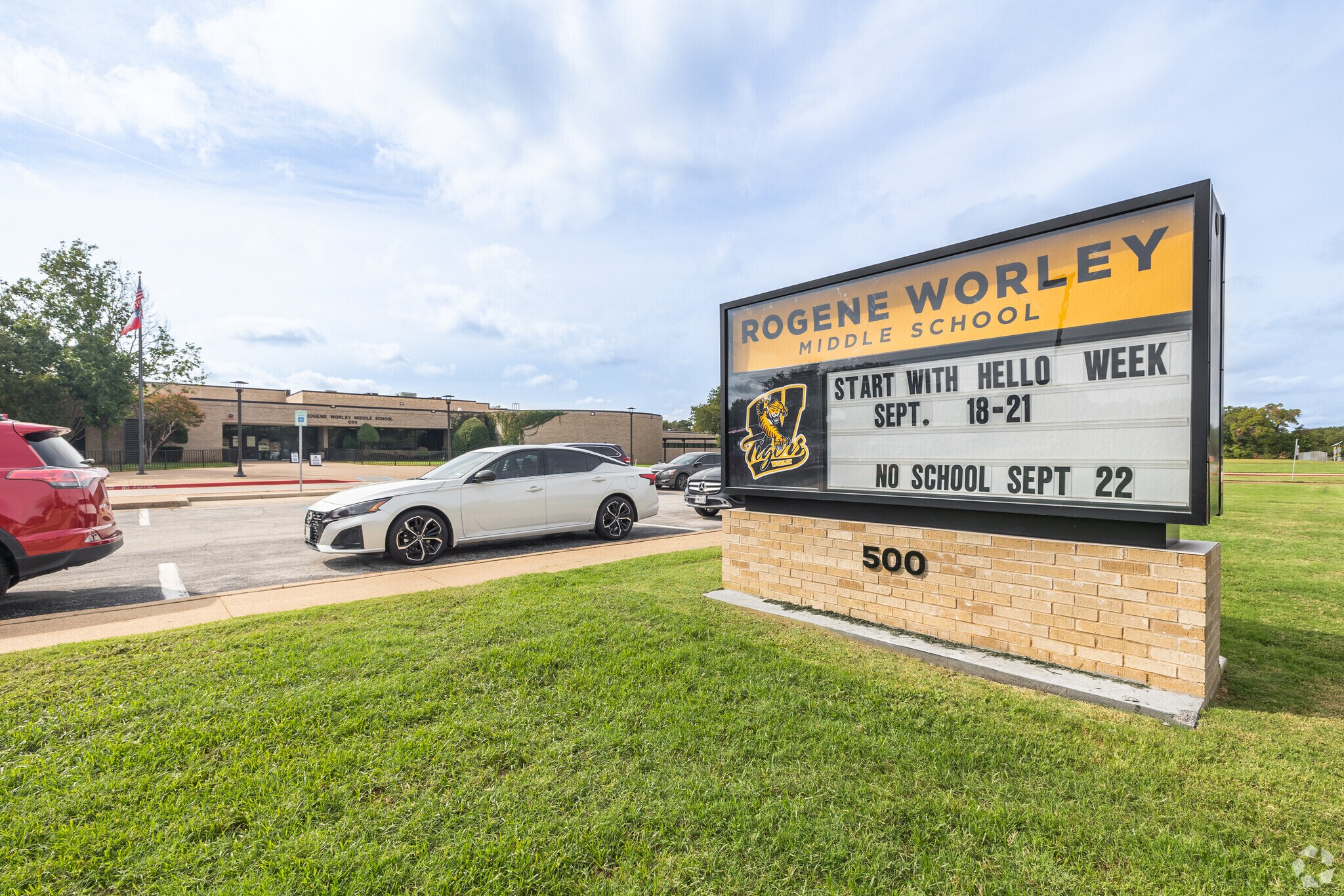 About Downtown Mansfield | Schools, Demographics, Things to Do - Homes.com