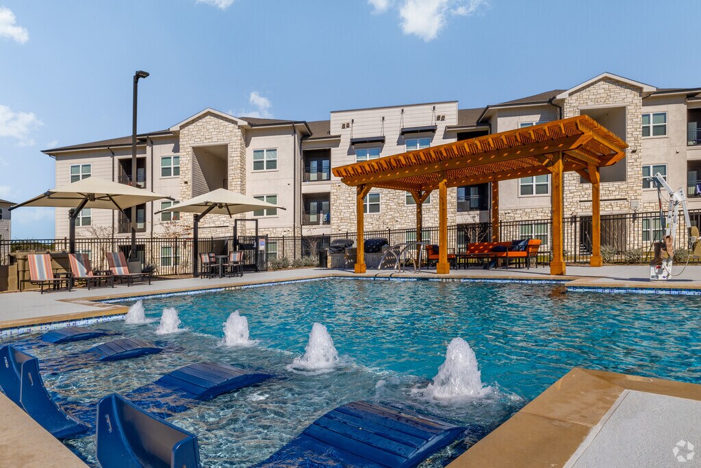 Norte 8833 - 8833 Binz Engleman Rd, Converse, TX | Homes.com