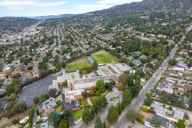 Rosemont Middle School, Rankings & Reviews - Homes.com