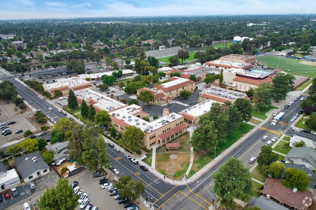 Redwood High School, Rankings & Reviews - Homes.com Redwood High School, Rankings & Reviews - Homes.com
