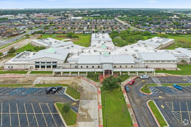 Tuloso-Midway Primary School, Corpus Christi TX Rankings & Reviews - Homes.com