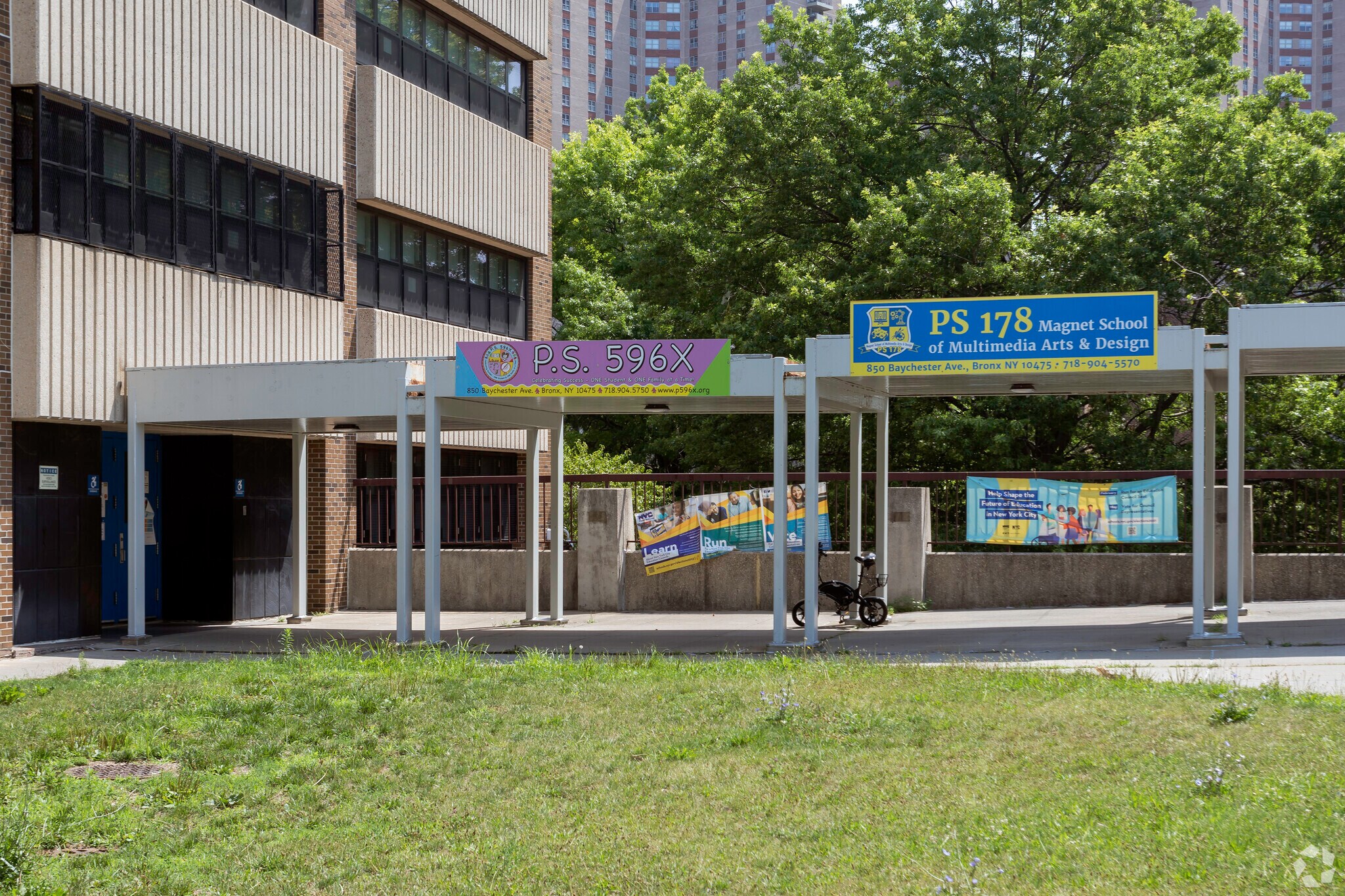 About Co-op City | Schools, Demographics, Things to Do - Homes.com