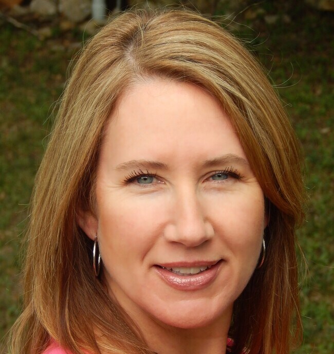 Elizabeth Ham, Real Estate Agent in Lawrence, KS | Homes.com Elizabeth Ham, Real Estate Agent in Lawrence, KS | Homes.com