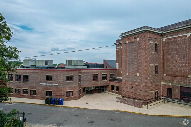 Ottoson Middle School, Rankings & Reviews - Homes.com