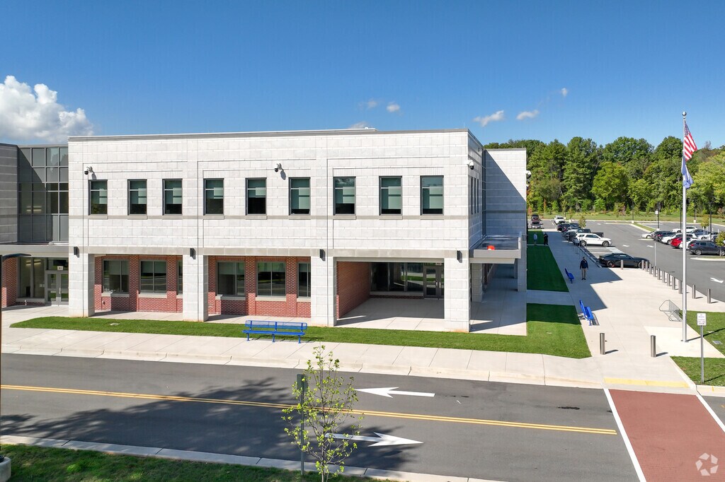 North Star High School, Rankings & Reviews - Homes.com North Star High School, Rankings & Reviews - Homes.com