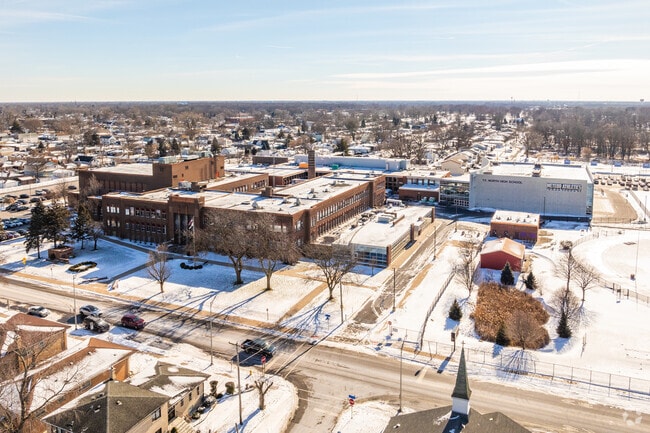 Thornton Fractional North High School, Calumet City IL Rankings & Reviews - Homes.com