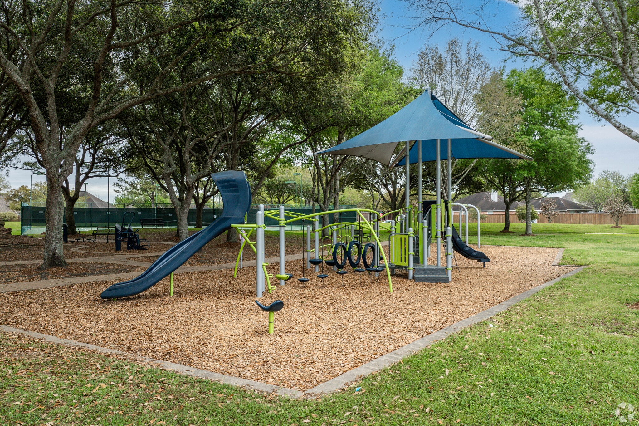 League City, TX City Guide | About Living in League City - Homes.com