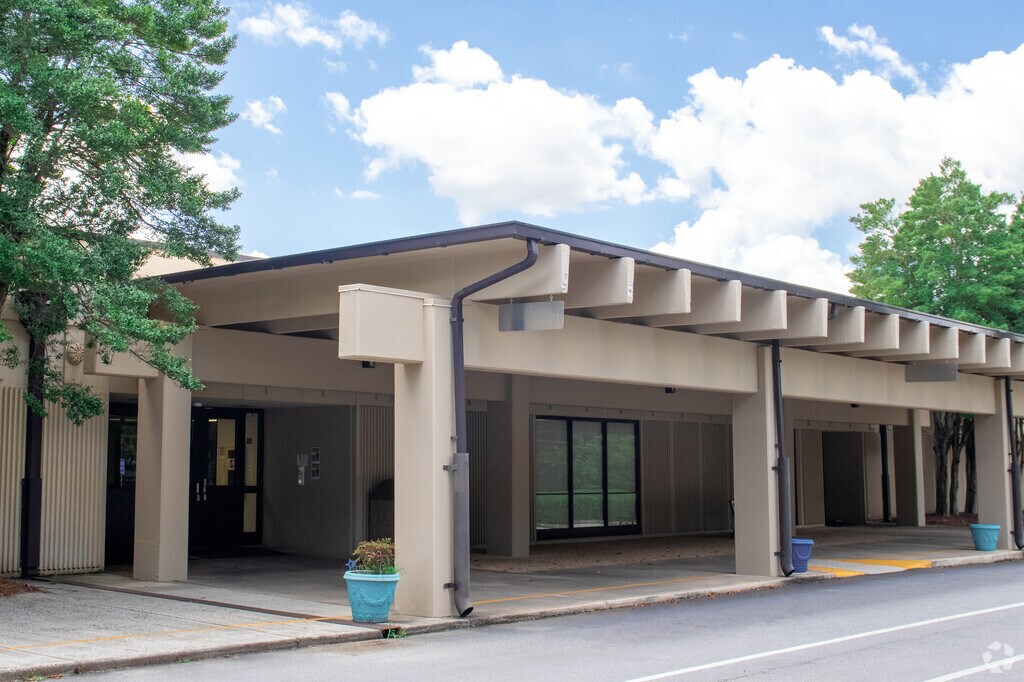 Lilburn Elementary School, Lilburn GA Rankings & Reviews - Homes.com Lilburn Elementary School, Lilburn GA Rankings & Reviews - Homes.com