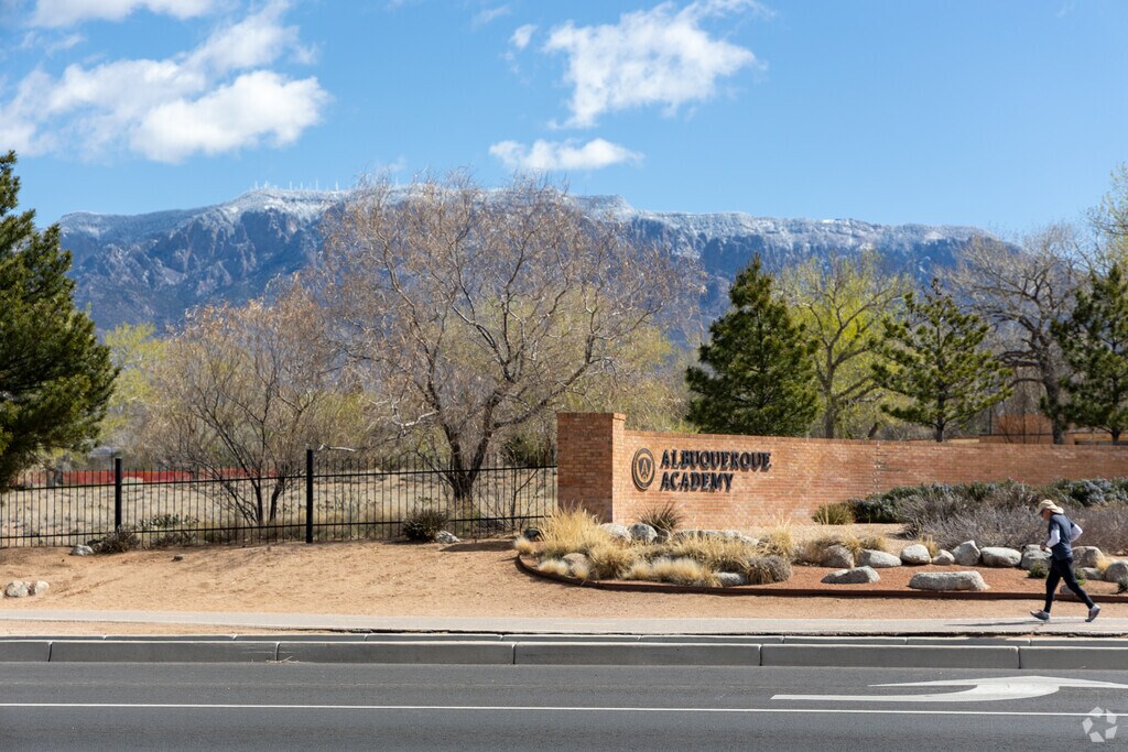 About Cherry Hills | Schools, Demographics, Things to Do - Homes.com