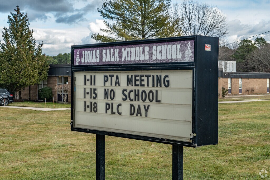 Jonas Salk Middle School, Rankings & Reviews - Homes.com